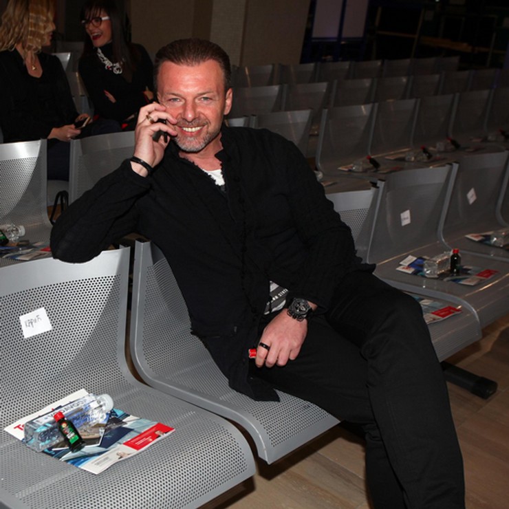 KO JE SIMON KARIĆ? Evo čime se bavi i ko su mu roditelji, dok će mnoge ...