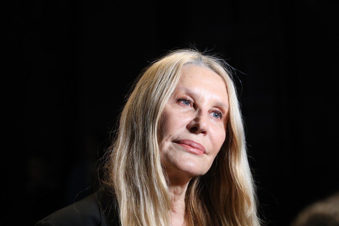 Verica Rakočević se pojavila sama na reviji: "Prvi put sam bez muža u ...