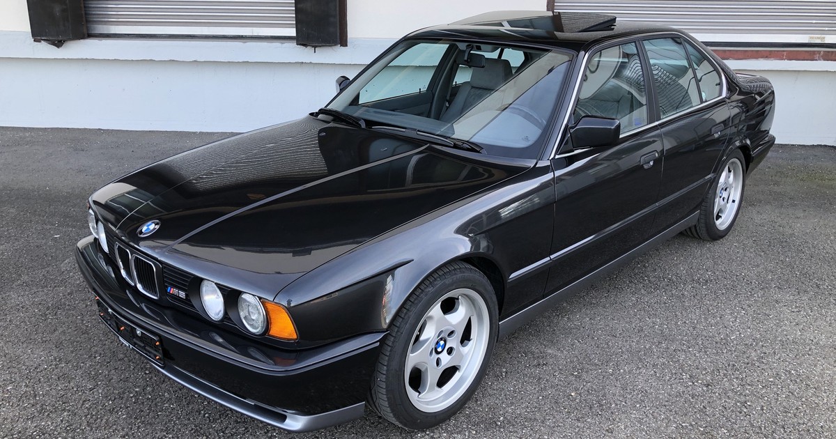 BMW M5 E34 jak nowe, prawie bez przebiegu!
