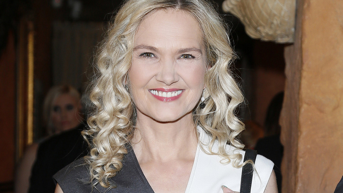 Anna Kalata wciąż zachwyca - Plejada.pl