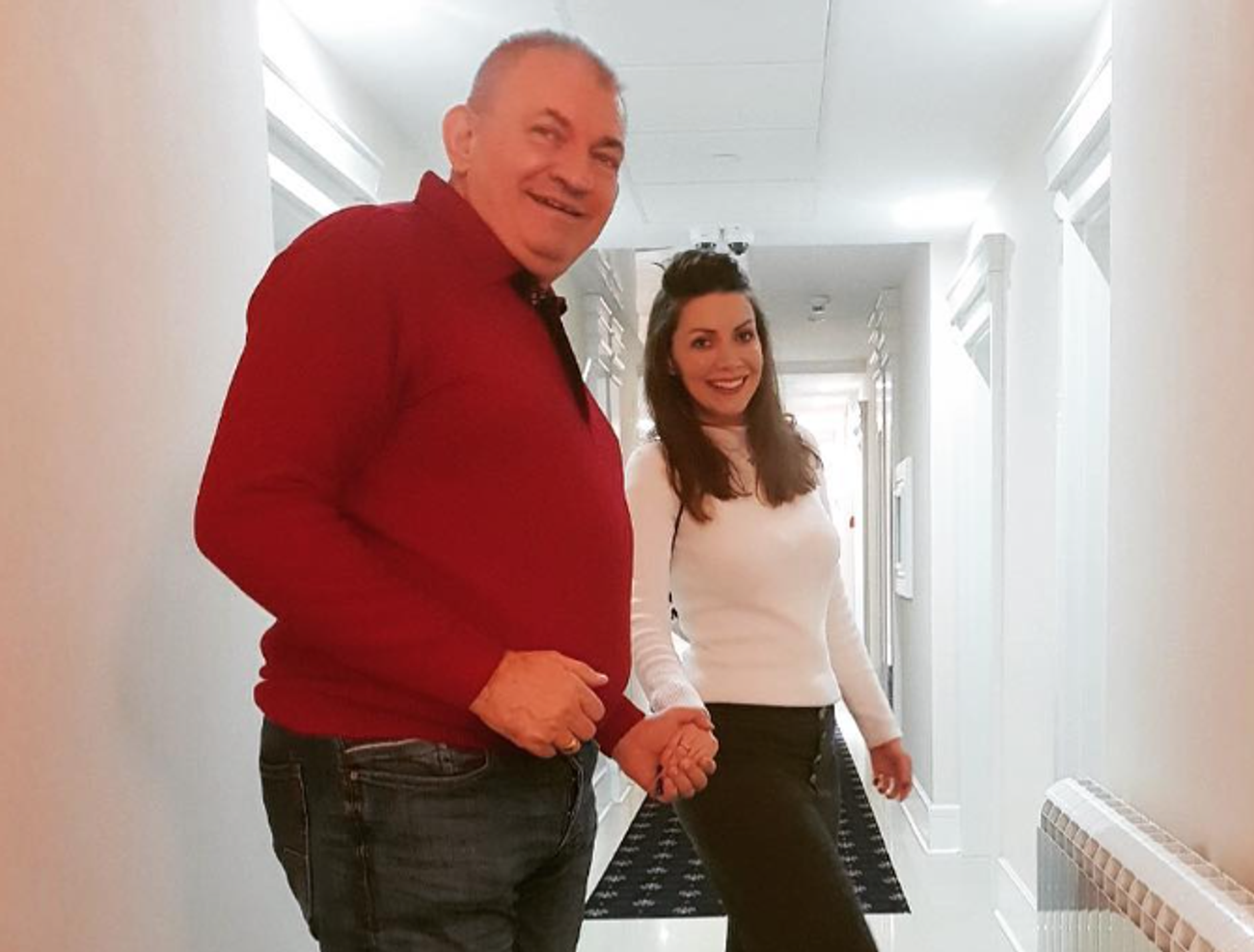 Voditeljka RTS-a u braku sa 18 godina starijim profesorom: Voditeljka RTS-a u braku sa 18 godina starijim profesorom: