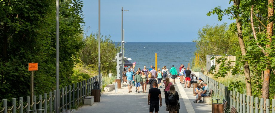 Sezon trwa, a rąk do pracy brak. Pracodawcy kuszą zakwaterowaniem i wysokimi pensjami