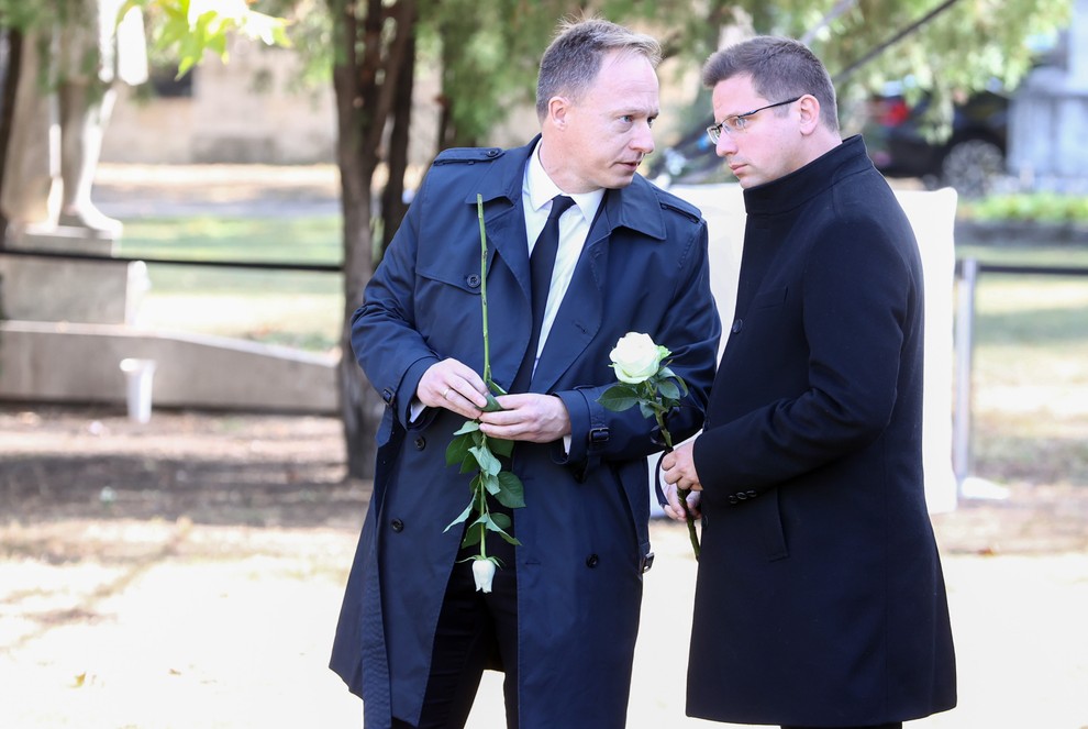 Eltemették Sólyom László volt köztársasági elnököt - fotók - Blikk