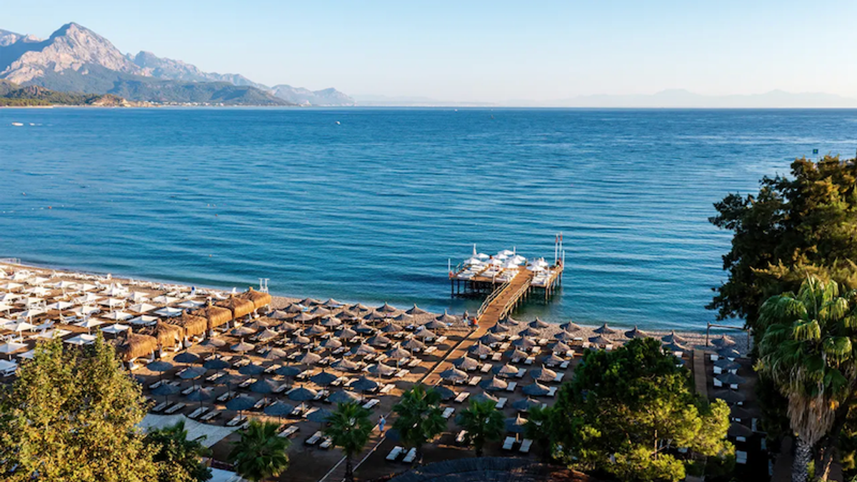 PRONAĐITE INSPIRACIJU U TIRKIZNOM BESKRAJU: Lepo, plavo more je ...