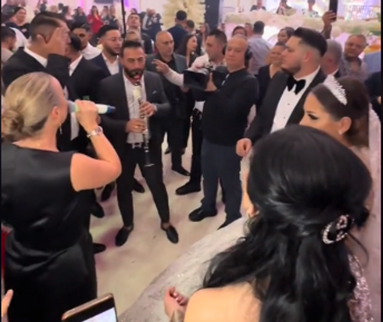 Romska svadba u Beču od milion evra: Više od 1.000 ljudi, bajkovita ...