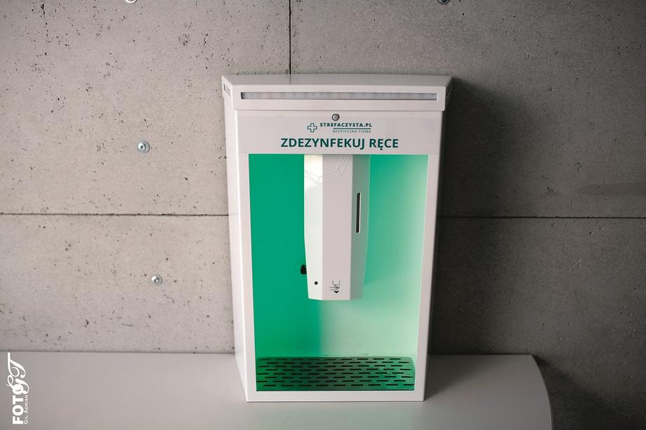 Stacje bezpieczeństwa przeciw COVID-19. Czym jest Strefa Czysta Tomasza ...