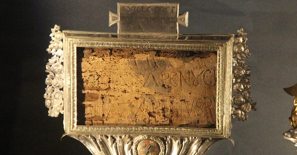 Relikwia Męki Pańskiej w Rzymie. Historia tabliczki "Titulus Crucis" - Informacje