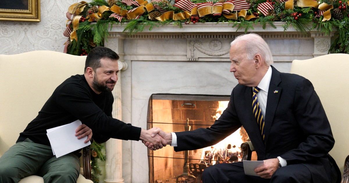 USA rozważają wniosek Ukrainy w sprawie broni. "Dajecie nam kij, ale ...