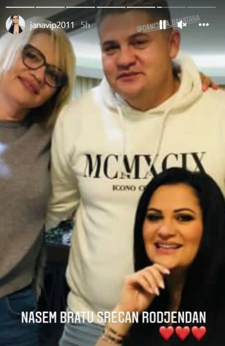 (FOTO) ON JU JE MALOLETNU VODIO U KAFANU DA PEVA Ovo je brat Jane ... (FOTO) ON JU JE MALOLETNU VODIO U KAFANU DA PEVA Ovo je brat Jane ...