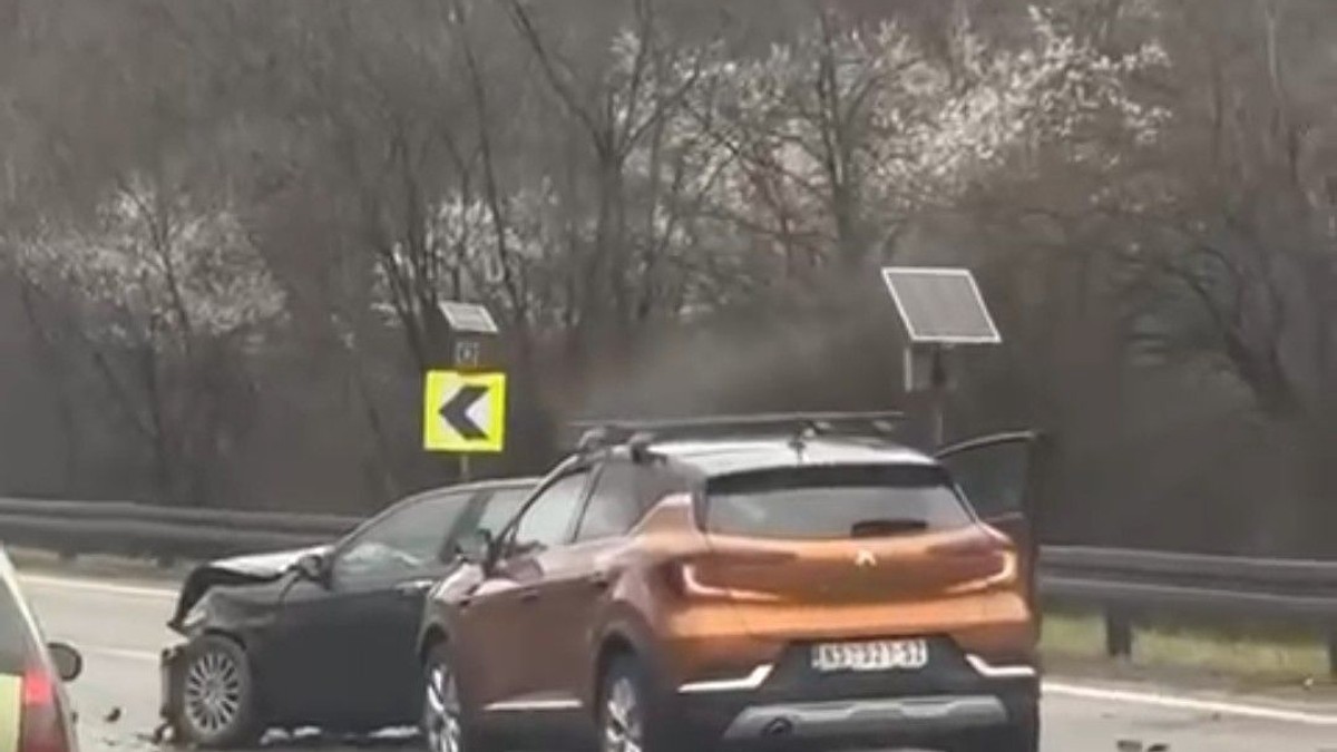 Sudar kod Bubanj potoka ka Beogradu: Stvaraju se gužve u tom delu auto-puta - Blic