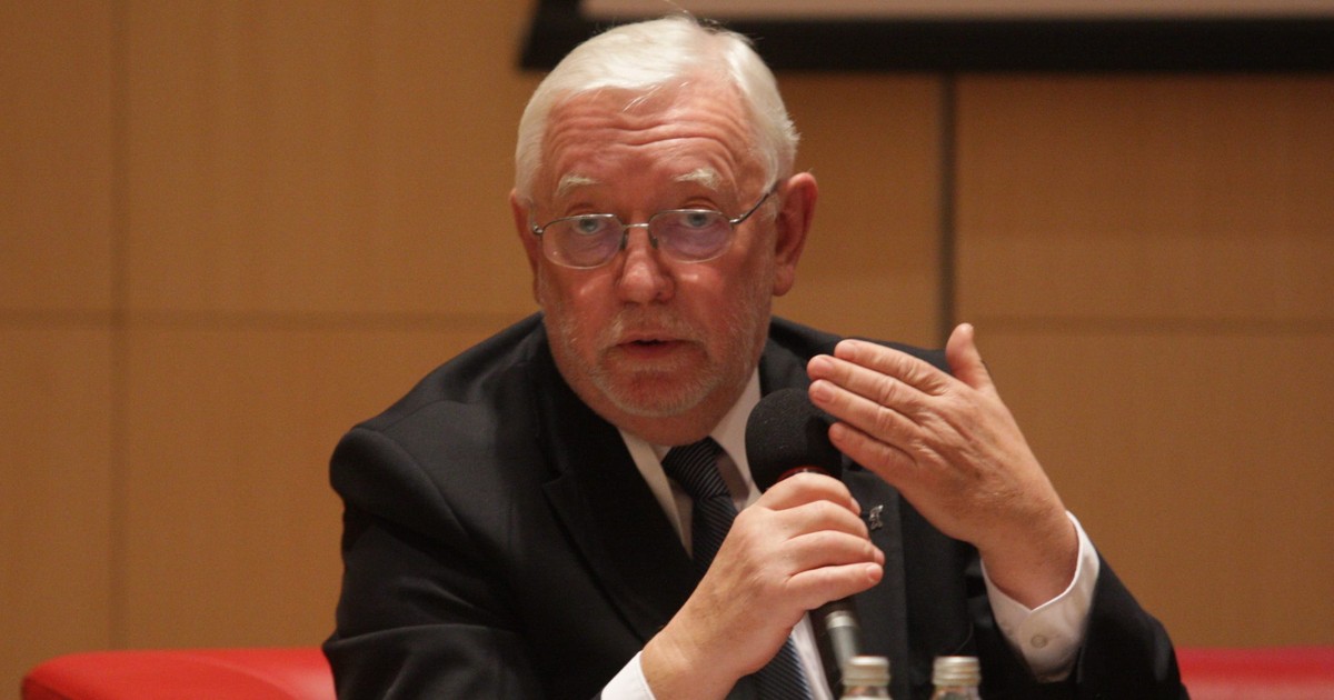 Były prezes TK: widziałem radość w oczach Kaczyńskiego - Wiadomości