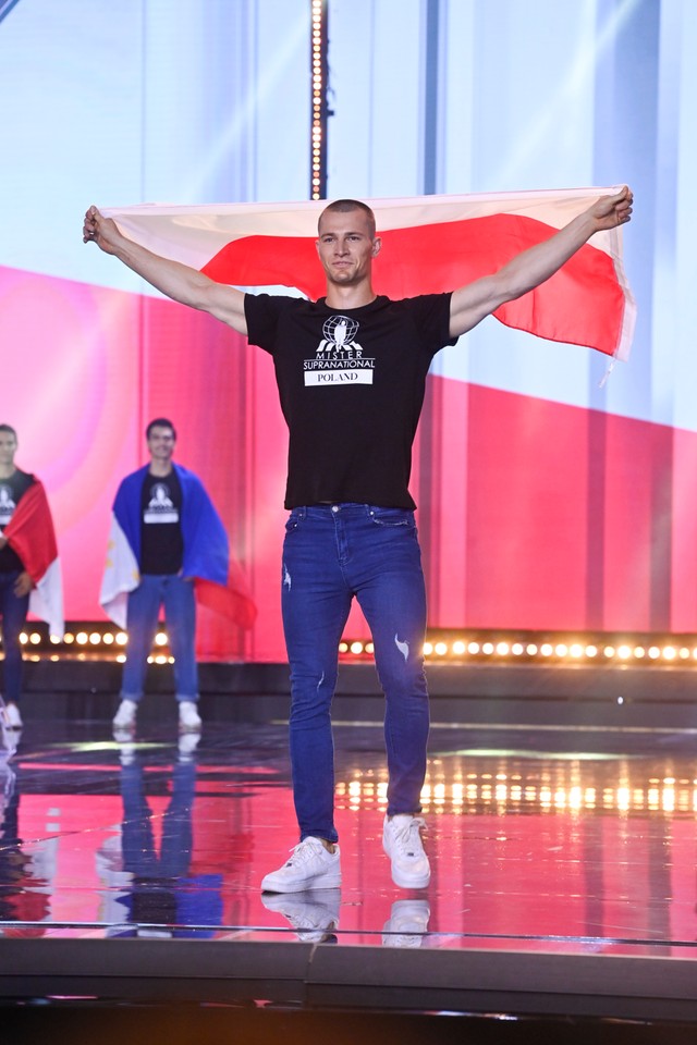 Daniel Tracz na konkursie Mister Supranational 2023. Wiemy, jak sobie ...