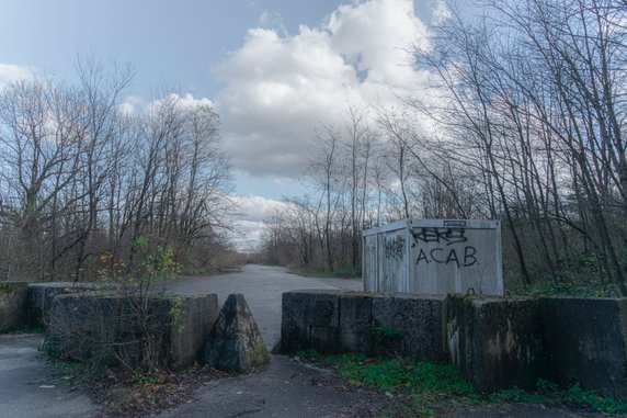 Tajna baza lotnicza Zeljava z czasów zimnej wojny w Chorwacji - Podróże