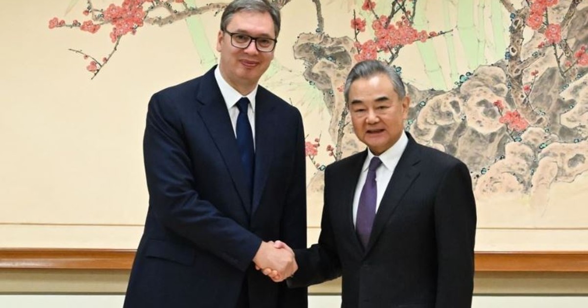 Vučić se sastao sa ministrom spoljnih poslova Kine: Predočio sam mu sve ...