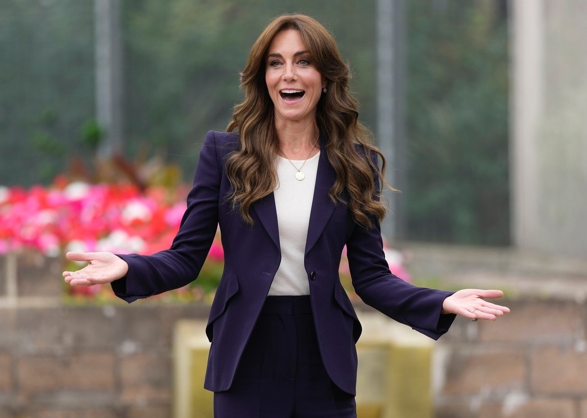 Kejt Midlton izgleda sjajno sa novom frizurom, boja njene kose nalik ...