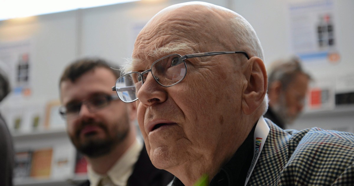 Kontrowersje wokół nagrody dla poety. Część jury nie podpisała werdyktu ...