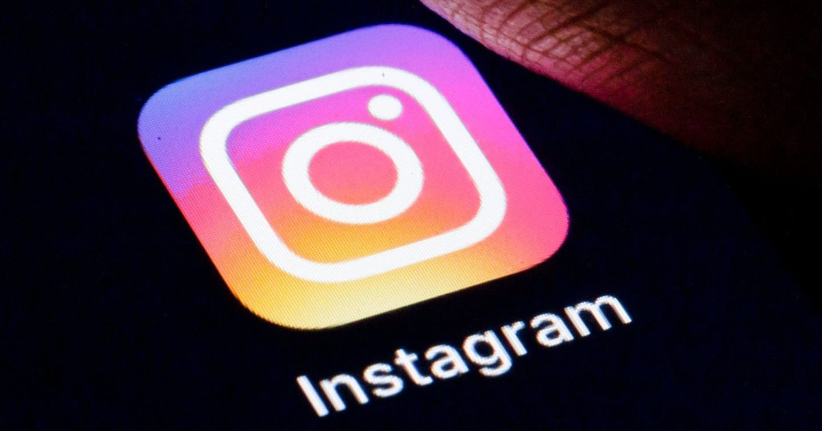How to log into Instagram from a mobile device or computer, or ...