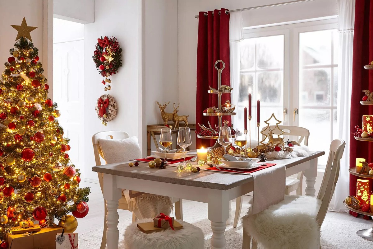 Deda Mraz je stigao u Lesninu - Žena.rs