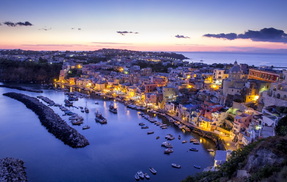 Terra Murata. Więzienie na wyspie Procida w Zatoce Neapolitańskiej ... Terra Murata. Więzienie na wyspie Procida w Zatoce Neapolitańskiej ...
