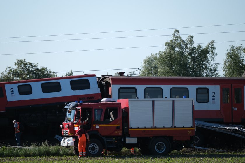 Katastrofa kolejowa w Garbatce. Nowe ustalenia ws. śmierci kierowcy tira