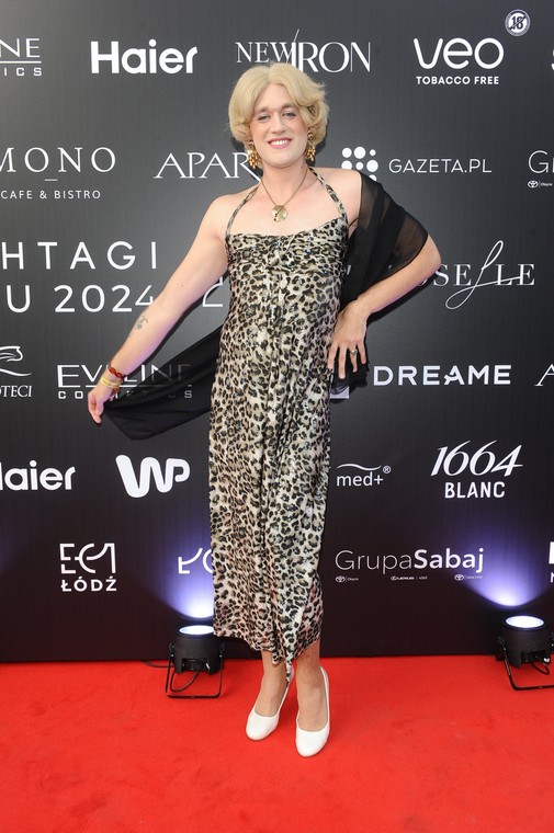 Barbara Kurdej-Szatan wśród prowadzących Galę Gwiazd Plejady 2024. Kto ...