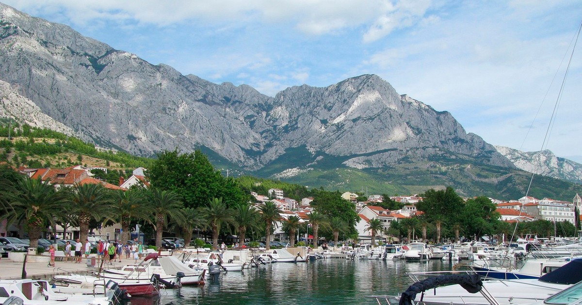 Nemci grade kuću na Makarskoj rivijeri, otpad završava u moru – preti ...