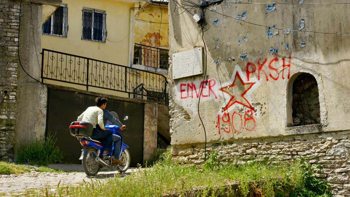 Albania - bunkry i mercedesy - Podróże