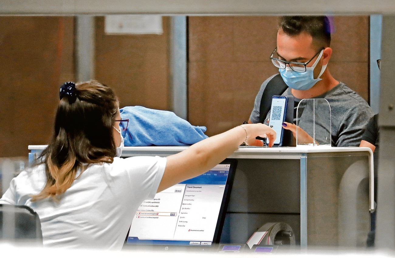 VAŽNO ZA ONE KOJI PUTUJU U EU Koliko košta "INSTANT VIZA" i kada će vam ...