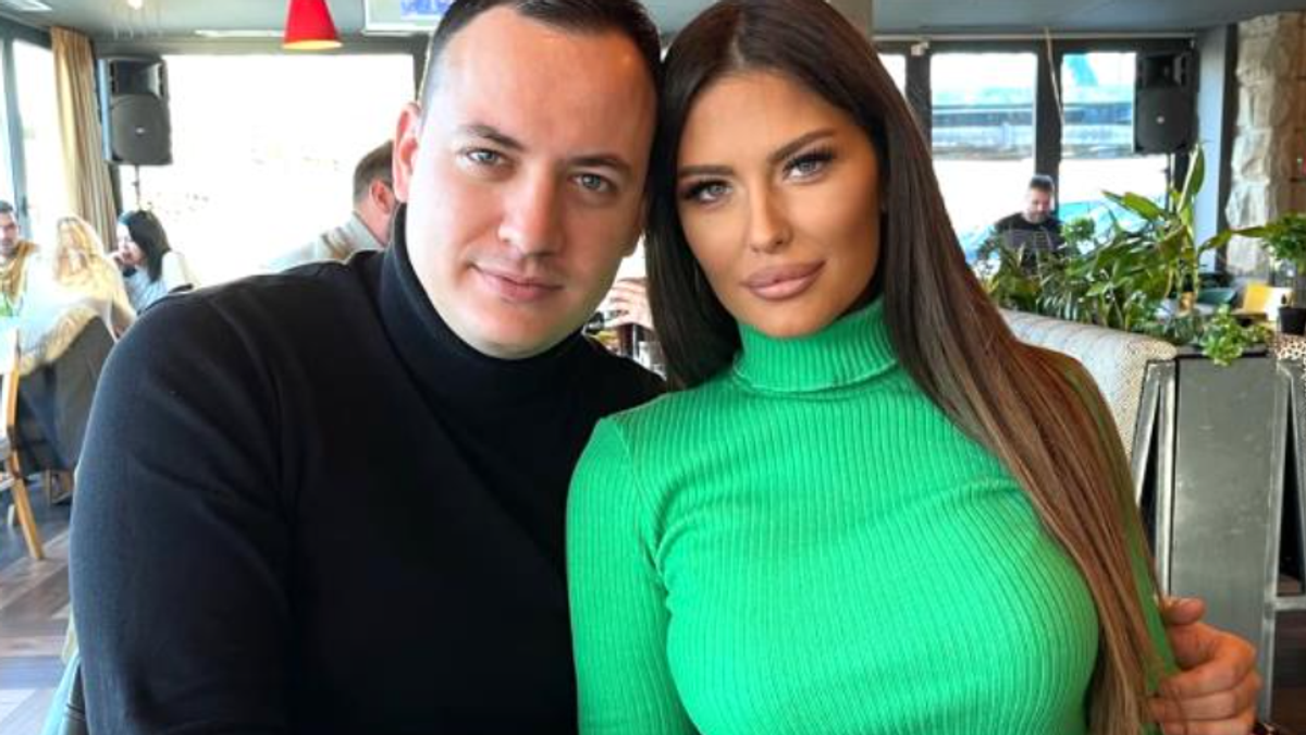 Bivši muž Ane Radulović ima novu devojku: Nakon razvoda od voditeljke ponovo srećan u ljubavi - Blic