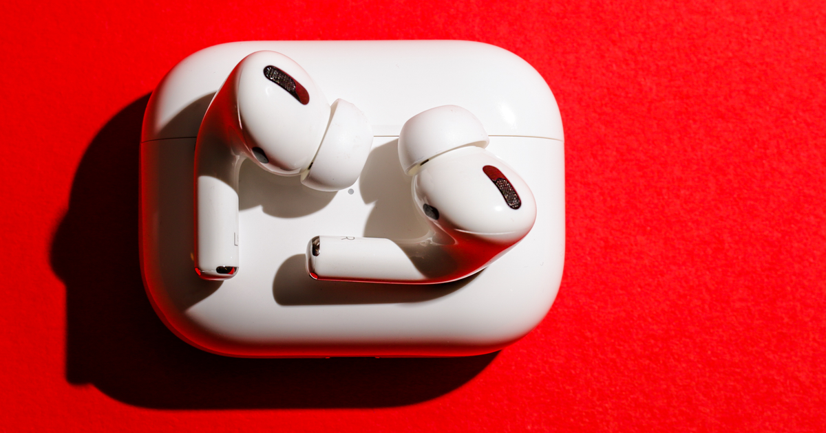 'Why won't my AirPods charge?': How to diagnose and fix common AirPod ...