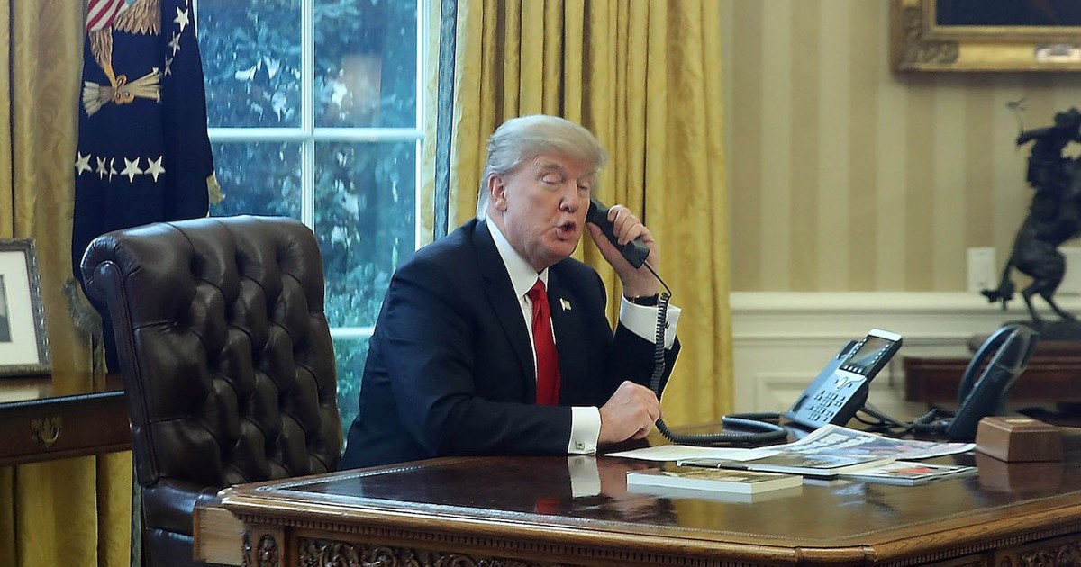 New 2020 campaign ad encourages supporters to call and leave a thank ...