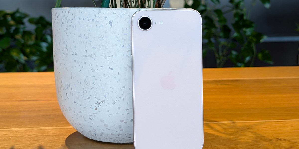 iPhone 17e. Tani smartfon od Apple. To okazja czy pułapka?