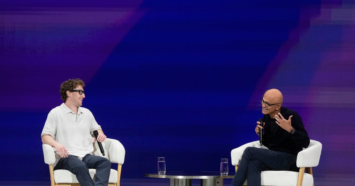 AI now writes a big chunk of code at Microsoft and Google — and it ...