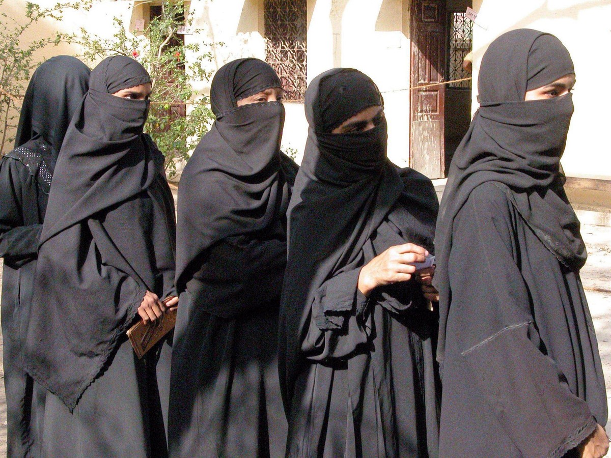 Kobiety w Arabii Saudyjskiej mogą prowadzić samochód - Społeczeństwo ...