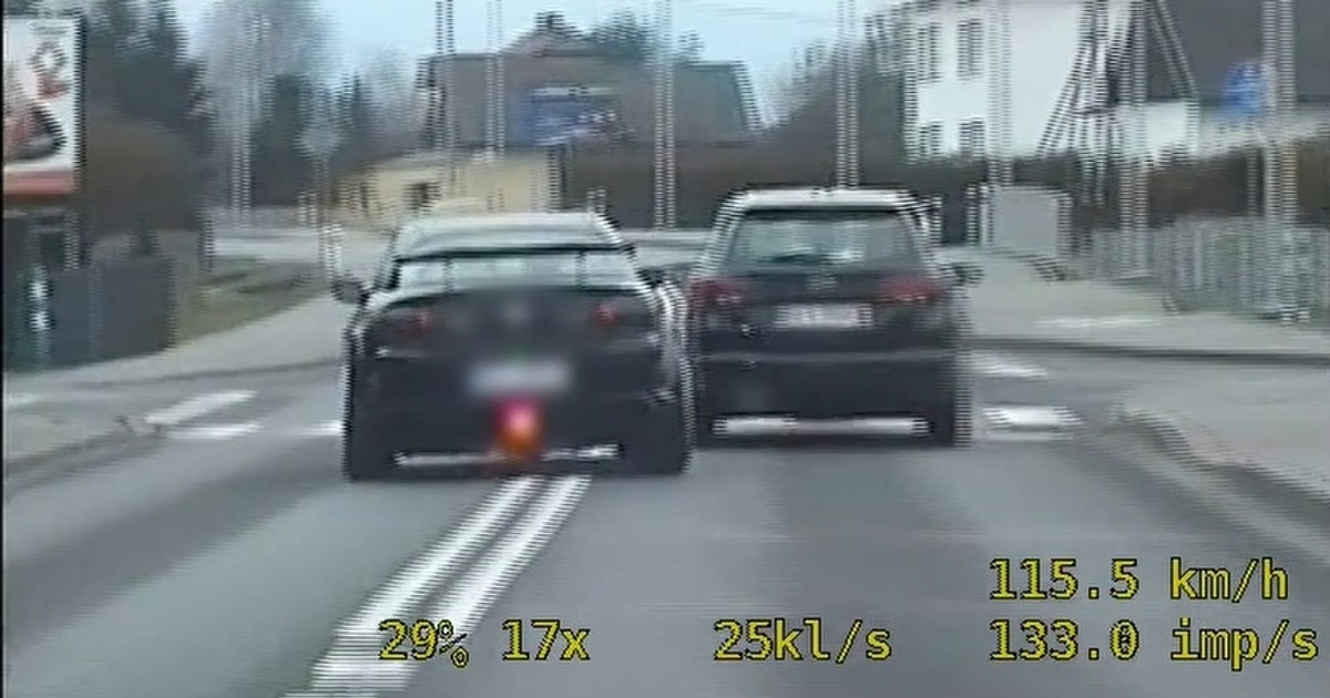 Szalony rajd pod Oświęcimiem. Kierowca miał wiele na sumieniu. Nagranie