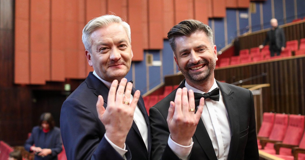 Robert Biedroń i Krzysztof Śmiszek wzięli ślub! Wybrali nietypowe miejsce