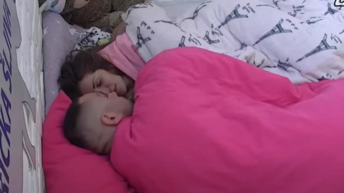 dalila dragojevic dejan filip car poljubac zadruga 5 veza - Blic