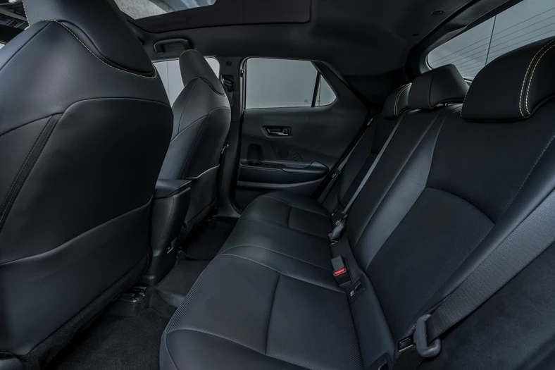 Jeździłem nową Toyotą C-HR Plug-in Hybrid. Można już zamawiać, ale czy ...