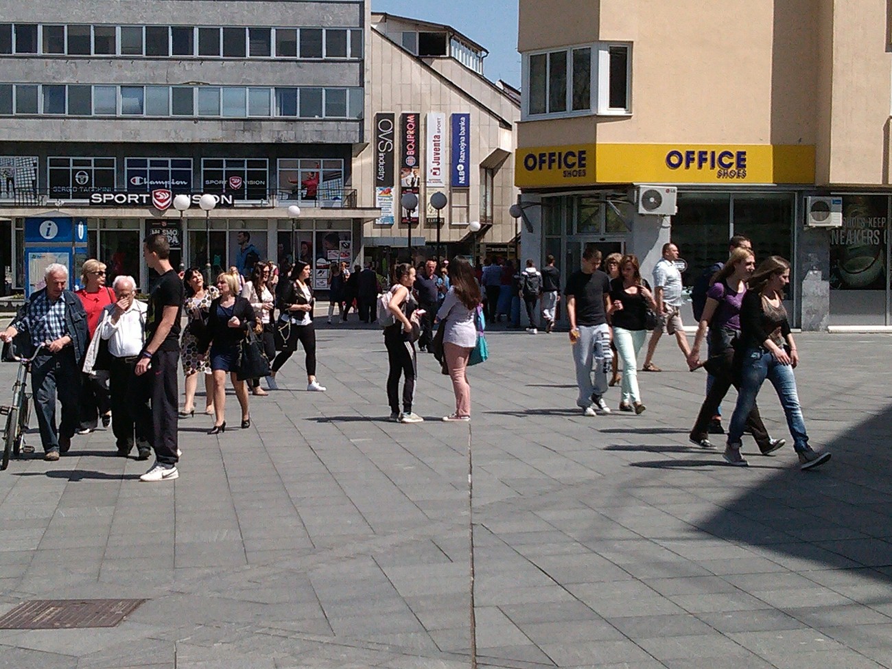 Međusobne kritike visokog predstavnika Incka i RS u UN - Blic