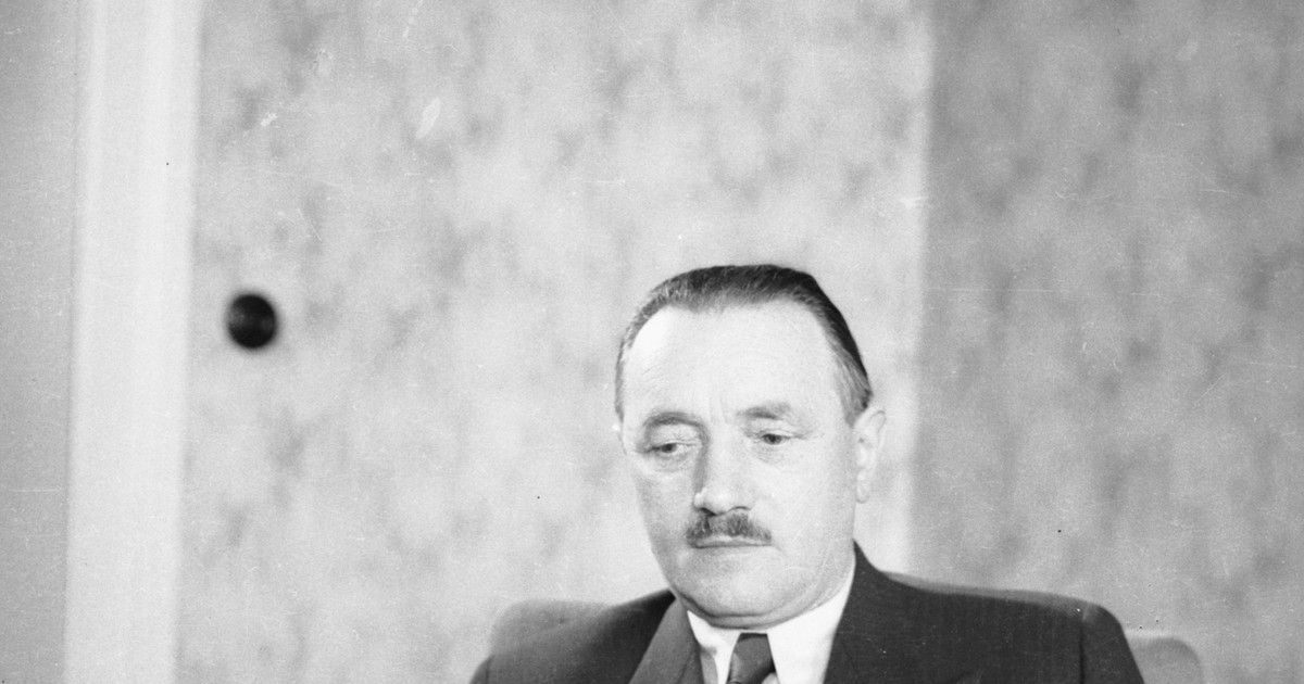 B.Bierut: modelowy człowiek PRL-u - Wiadomości