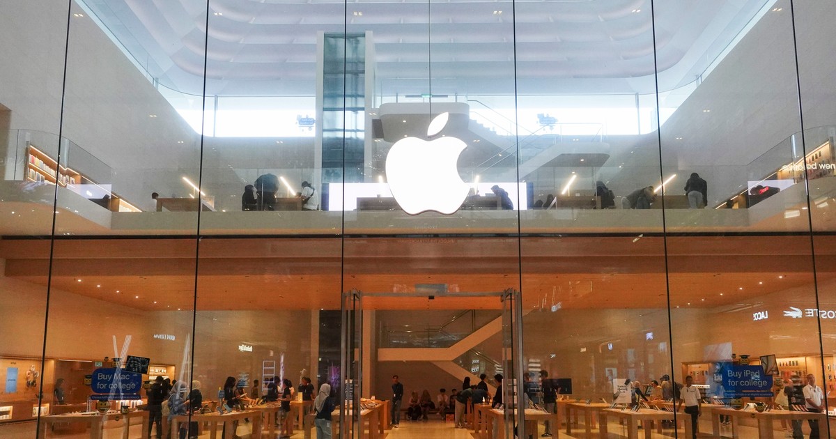 Apple is in need of a win as it reports earnings this week | Business ...