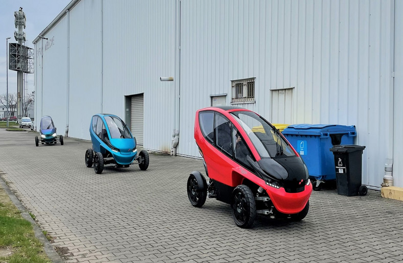 Triggo: Sunąłem między samochodami w korku. Futurystyczny pojazd ...