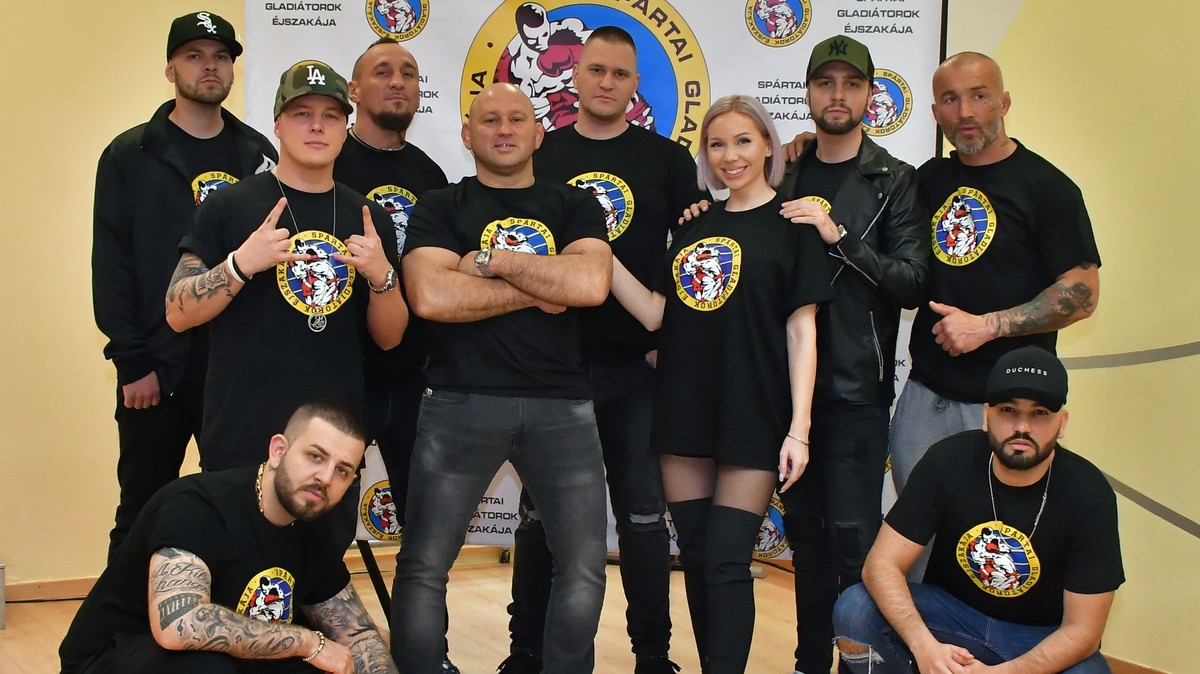 Gladiátorok és rapperek éjszakája a Sportarénában - Blikk