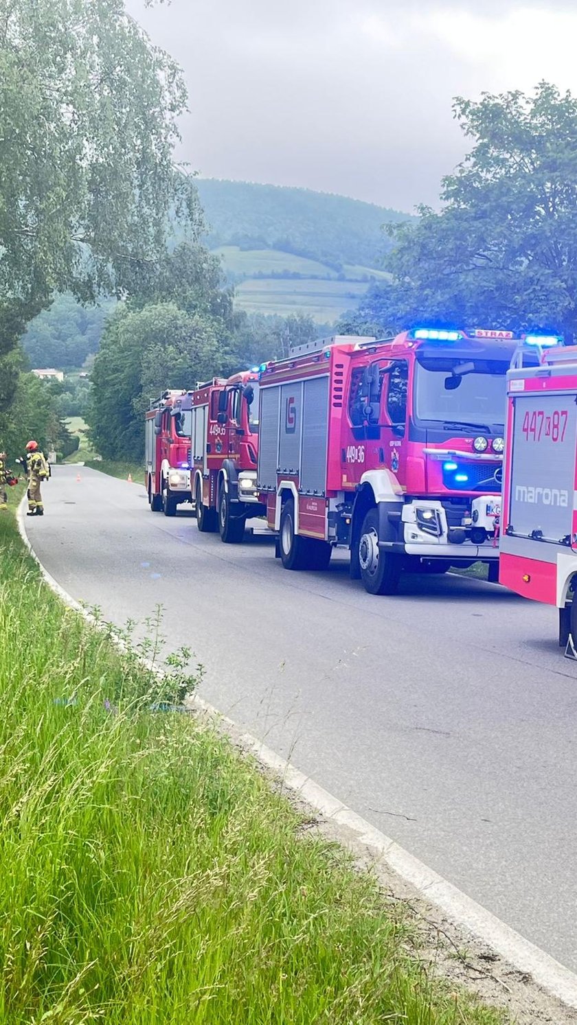 Boże Ciało zakończone tragedią w Ropie. Dramat na drodze i blokada trasy