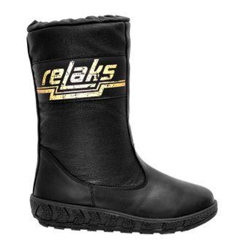 Buty Relaksy popularne w czasach PRL-u wróciły na sklepowe półki