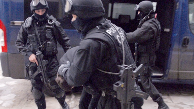 Szef CBŚ dostał "propozycję nie do odrzucenia"? Policjanci w szoku ...