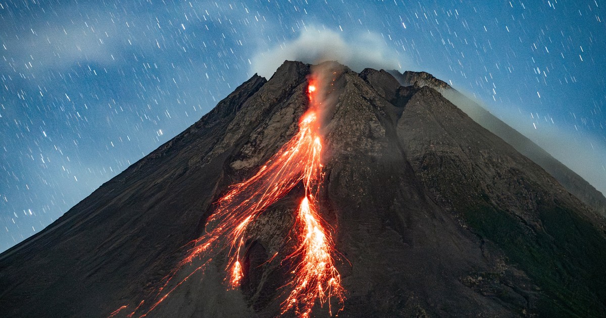 Erupcja wulkanu na Islandii. Czerwona łuna nad Reykjavikiem - Zielony Onet