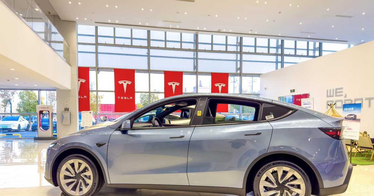 Tesla Q4 earnings updates: Wall Street analysts are jittery over sales ...
