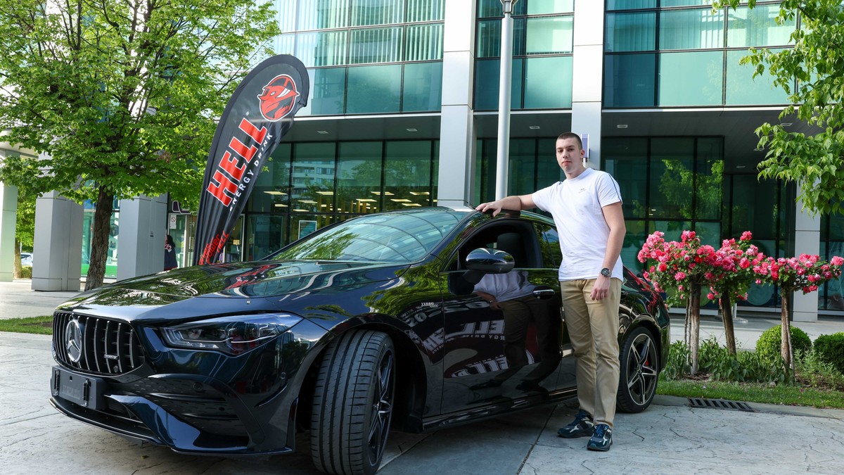 HELL Energy uručio glavnu nagradu iz snova: Mercedes AMG A35 u Sikso ...