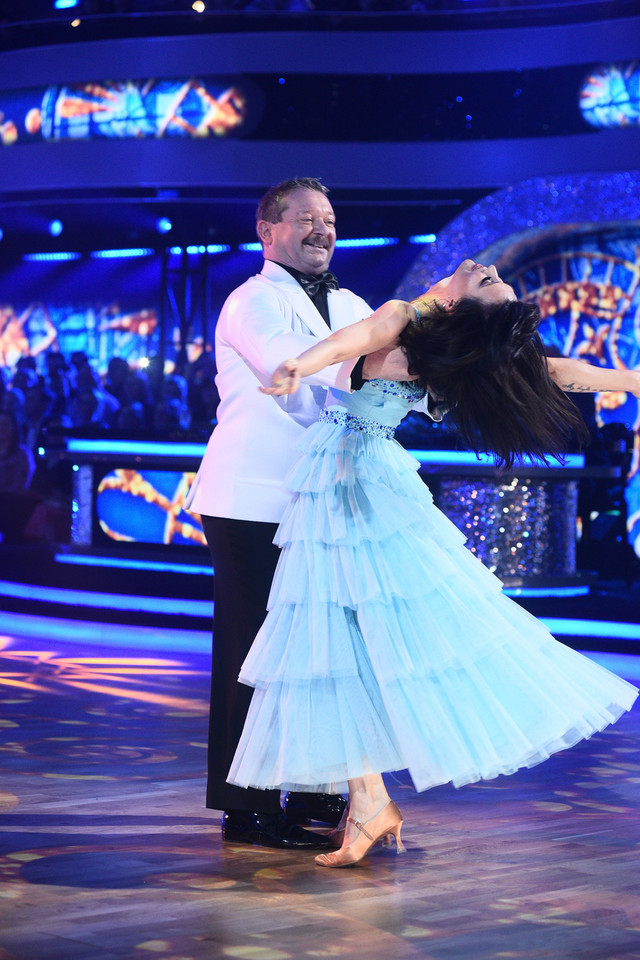 "Taniec z gwiazdami":Janoszek odsłoniła wiele! Spójrz na Krawczyńską ...